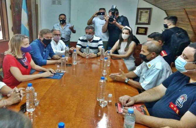 Stratta detrás de Cresto - El Portal de Ricardo David