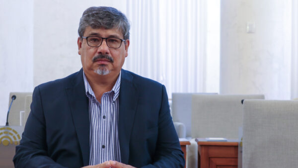 Enrique Ríos: "el antagonismo del Hallismo y el Bahlismo no es tan ...