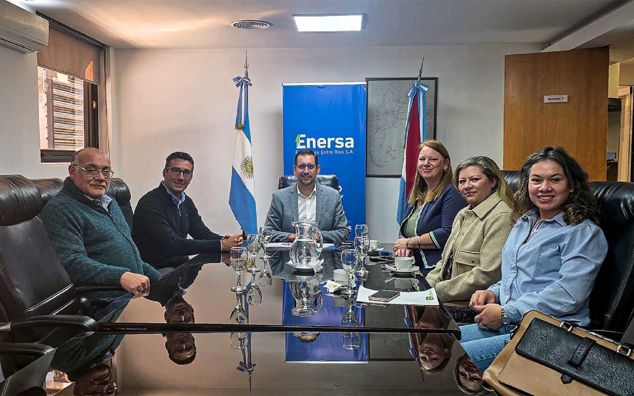 Enersa y el Copnaf firmaron un convenio para la donación de calzado e ...